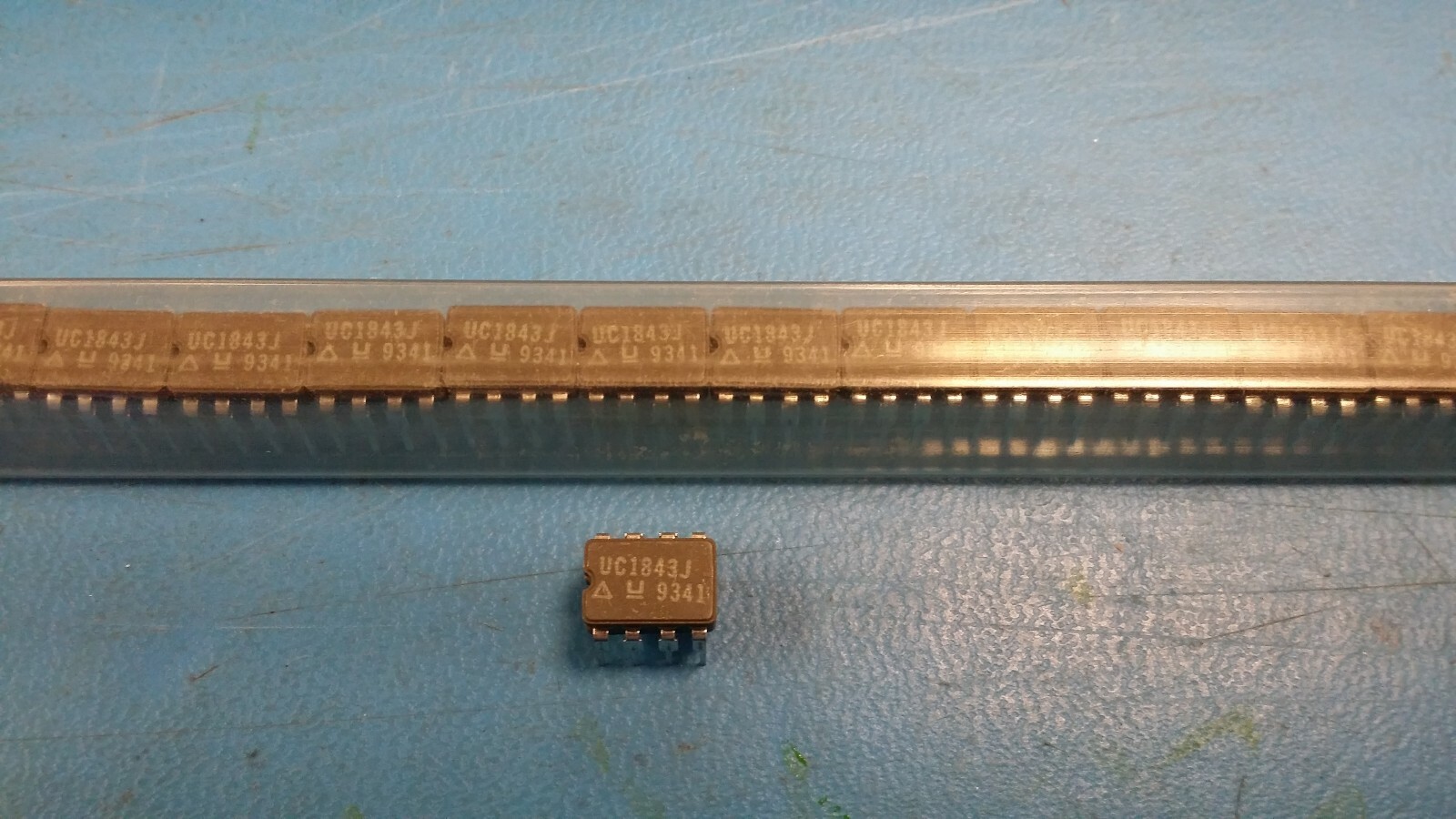 (1PC) UC1843J UNITRODE Switching Controller Current-mode 1A 500kHz ...