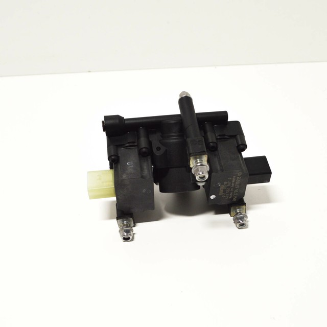 Front BMW X5 E53 Genuine Suspension Ride Control Valve Unit 37246779713 ...