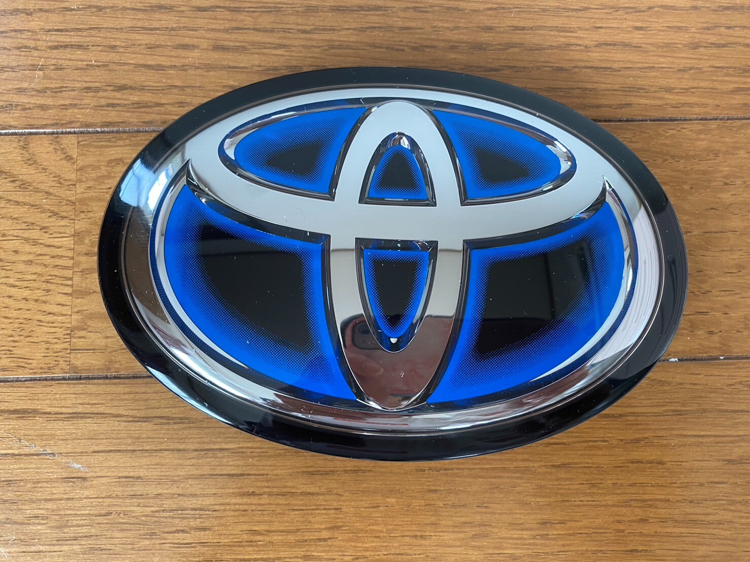 JDM Toyota Genuine Grill Emblem 53141- 42020/47030/0R020 Prius C-HR ...