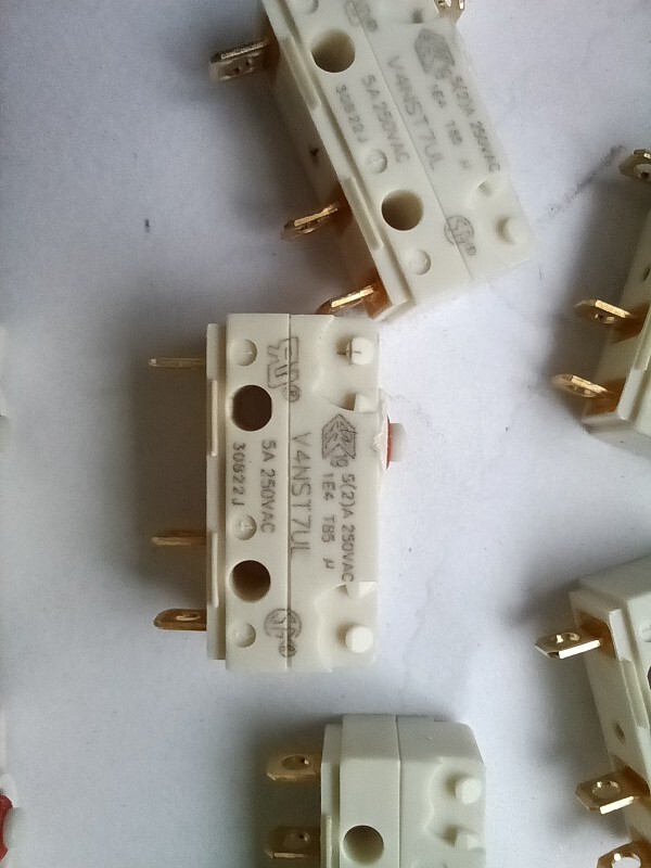 1pcs New V4NST7UL micro switch 5A/250VAC SAIA-BURGESS | eBay