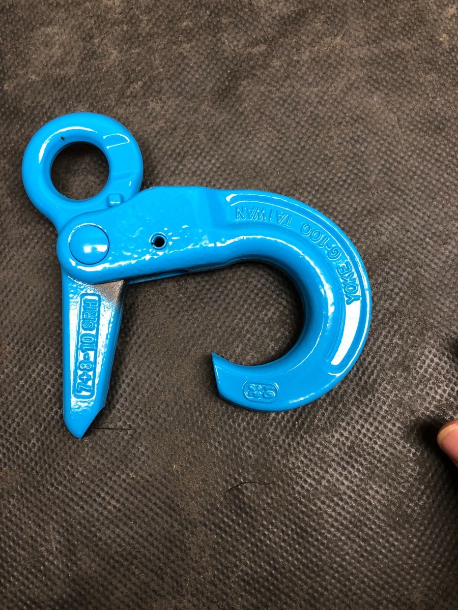 Yoke G-100 Self-closing Eye Hook. 7+8-10 1/4 Yoke G-100 Self-closing Eye Hook. 7+8-10 1/4