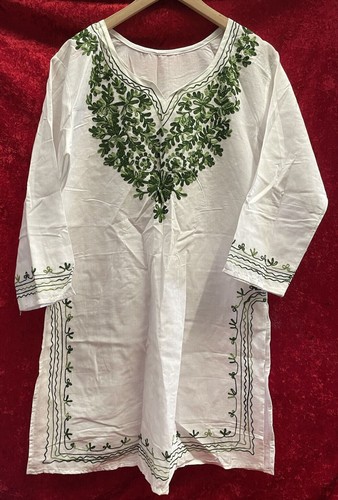 Ladies Religious White/Green Long Top, Pit To Pit 22”. SW185 | eBay UK