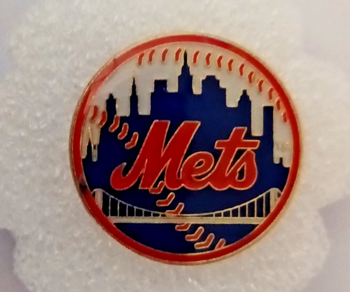 MLB PIN-NEW YORK METS-2 OR MORE PINS SHIPPING $5.49-SPEND $20 SHIPPING ...
