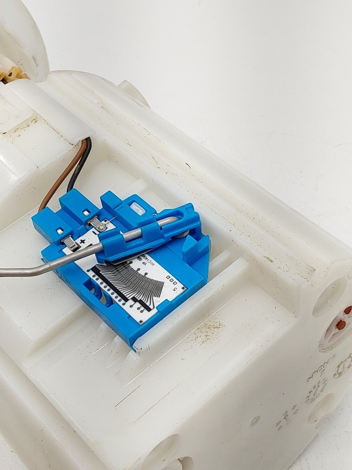 2015-2021 KIA SEDONA Fuel Pump OEM 31110-A9500 | eBay