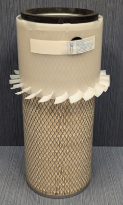 Donaldson P181063 Air Filter for Caterpillar, Fiat, John Deere & more ...