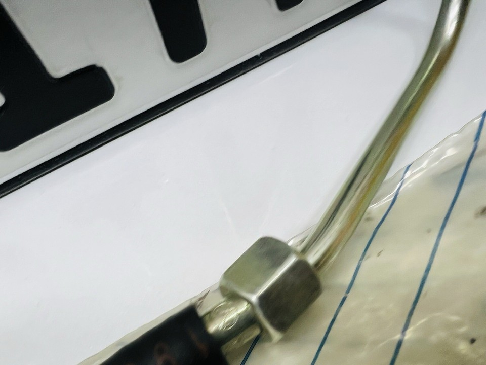 Mercedes-Benz W126 Fuel Hose From Engine To Return Line A1264703875 ...