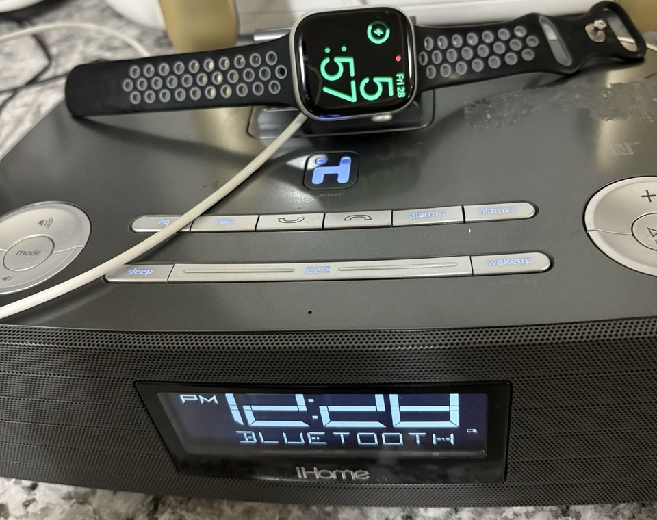 iHome Docking Station Radio Speaker System Bluetooth Aux. everything ...