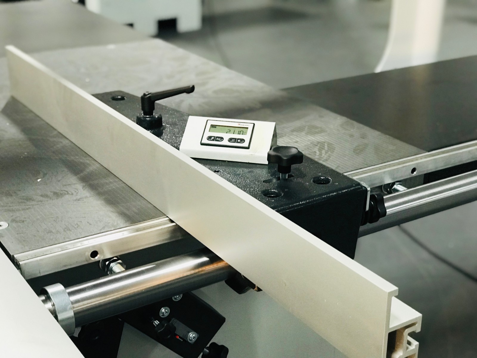 Robland Z400 EL 3.2m Digital Panel Saw with digipack options £10,000 ...