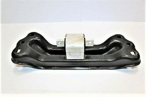 2016 MERCEDES C CLASS W205 2.0 GEARBOX MOUNT BRACKET A2052403400 ...