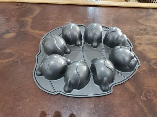 Nordic Ware Gray Caterpillar 8 Cakelet Pan 3D baking Cast Aluminum Non ...