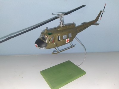 US Army BELL UH-1 Iroquois ' HUEY ' ( Dust - Off ) Helicopter Scale ...