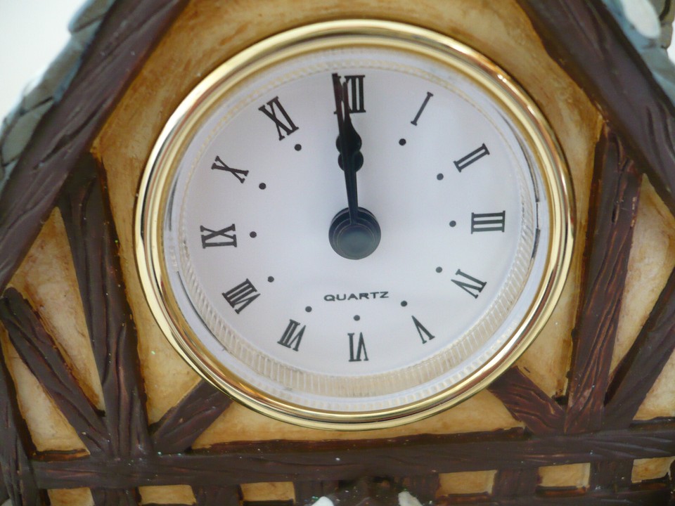 2004 Goebel Studio Hummel Making The Spirits Bright Clock w/COA, Box # ...