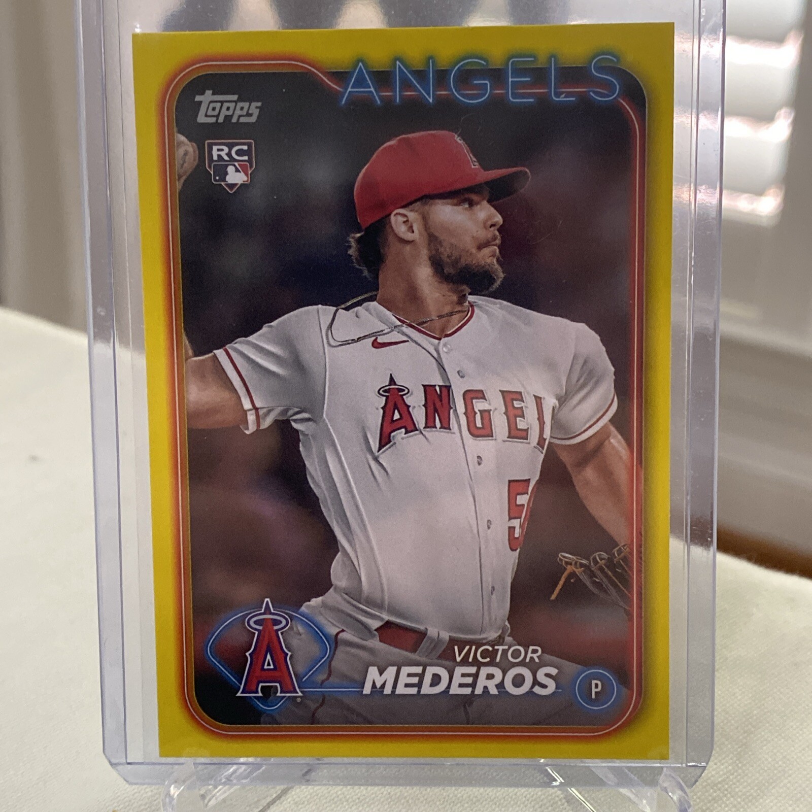 2024 Topps Series 1 Yellow #270 Victor Mederos Rookie Los Angeles ...
