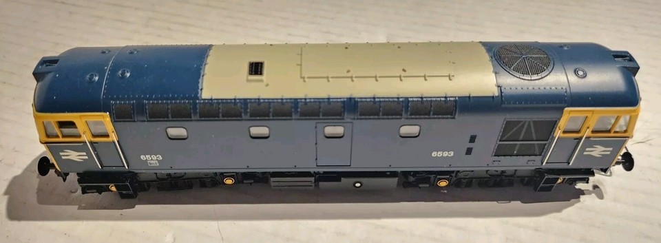 Heljan HO Scale Class 33/2 Locomotive #6593 DCC | eBay
