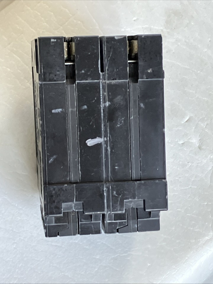 Square D HOMT2020230CP 20 A Miniature Quadplex Circuit Breaker NEW!! | eBay