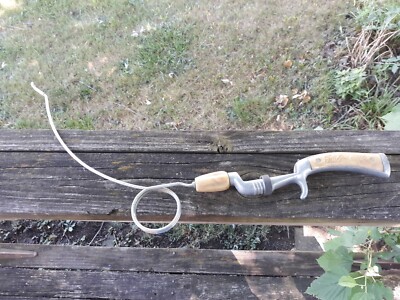 Ice Fishing - Stub Caster Ice Fishing