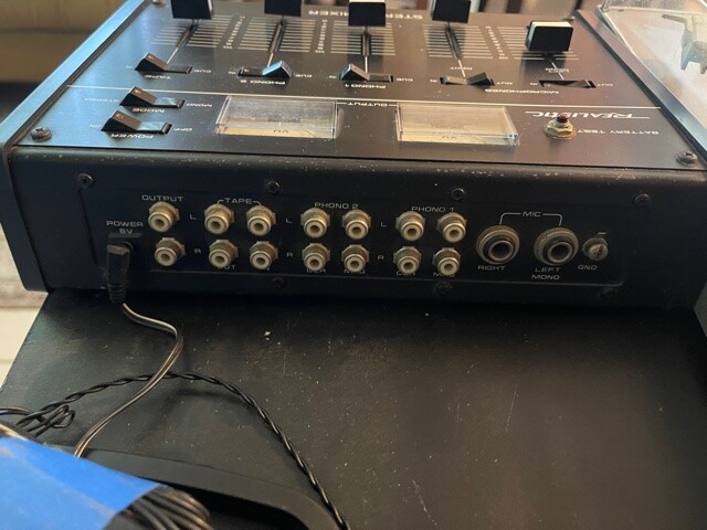 Realistic Lab-330 Belt Drive Automatic Turntable With Stereo Mixer | eBay