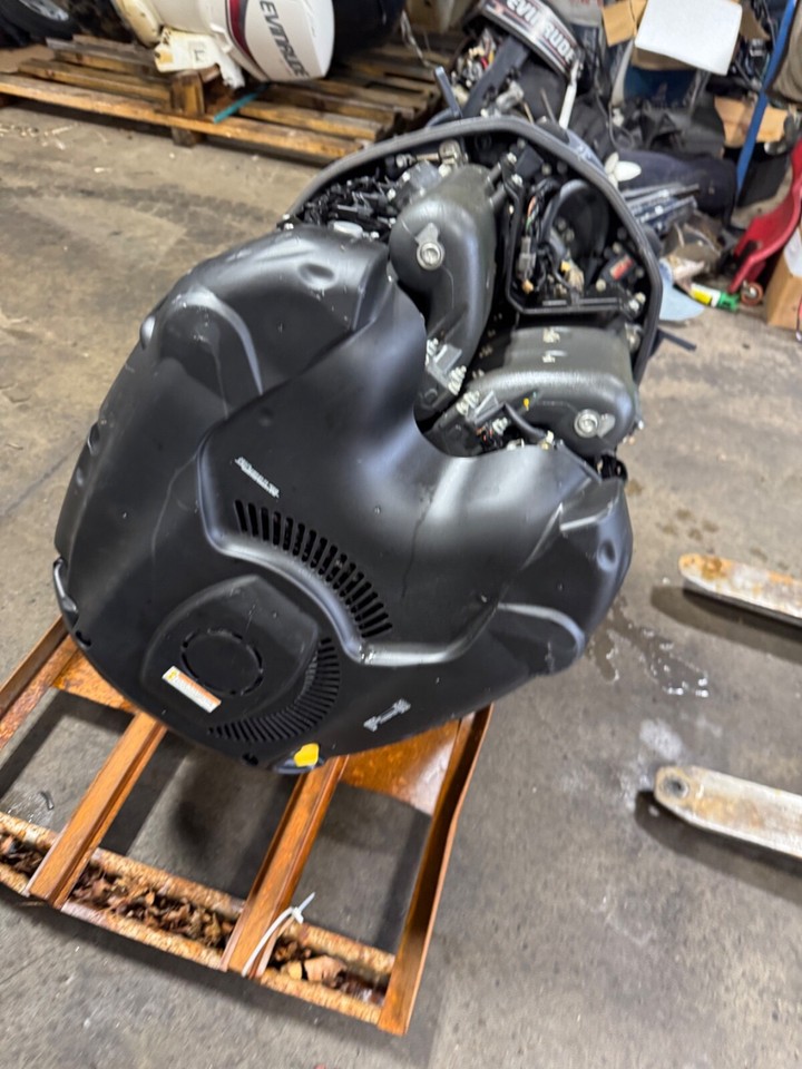 ~2010 Yamaha F350 Four Stroke 4-Stroke 25" Outboard Boat Motor Prop ...