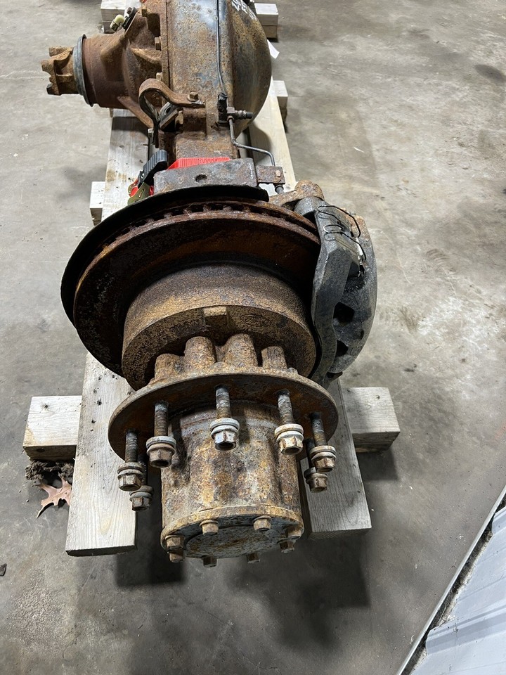 2006 Ford F550 Dually Rear Axle Assembly 10 Lug Spicer 130500 4.88 ...