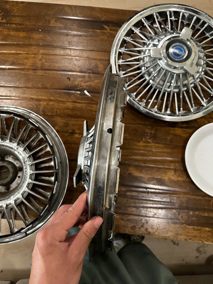 3 Used OEM Ford Set of 3 14 Inch Wire Spinner Hubcaps 1964-1966 Galaxie ...