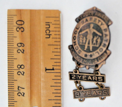 Vintage School Safety Patrol Badge Pin Chicago Motor Club /w 2 and 3 ...