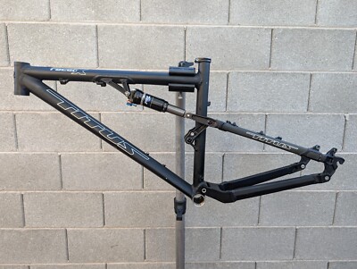 Bicycle Frames - Fox Rp23 Shock - Nelo's Cycles
