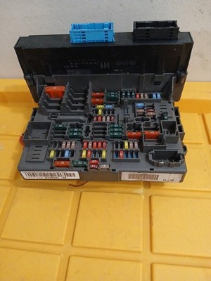 2007 BMW 335i Fuse Box #9119447-02 | eBay
