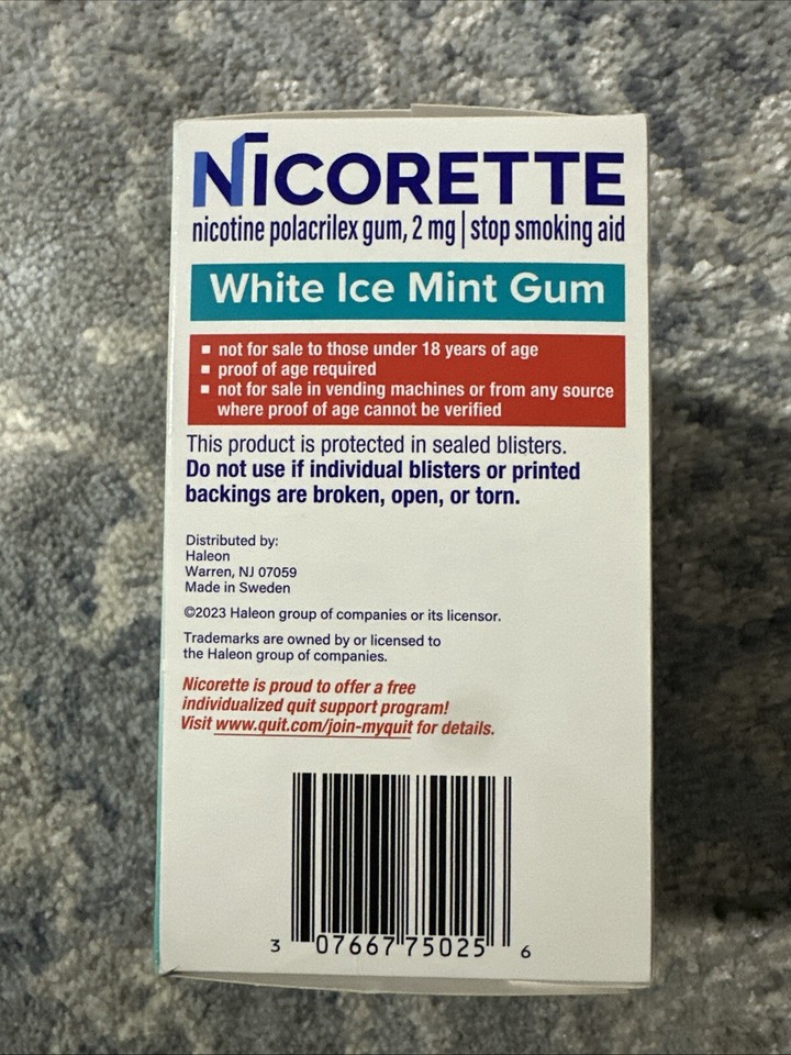 Nicorette 2 mg Nicotine Stop Smoking Aid Gum, White Ice Mint-160 Count ...