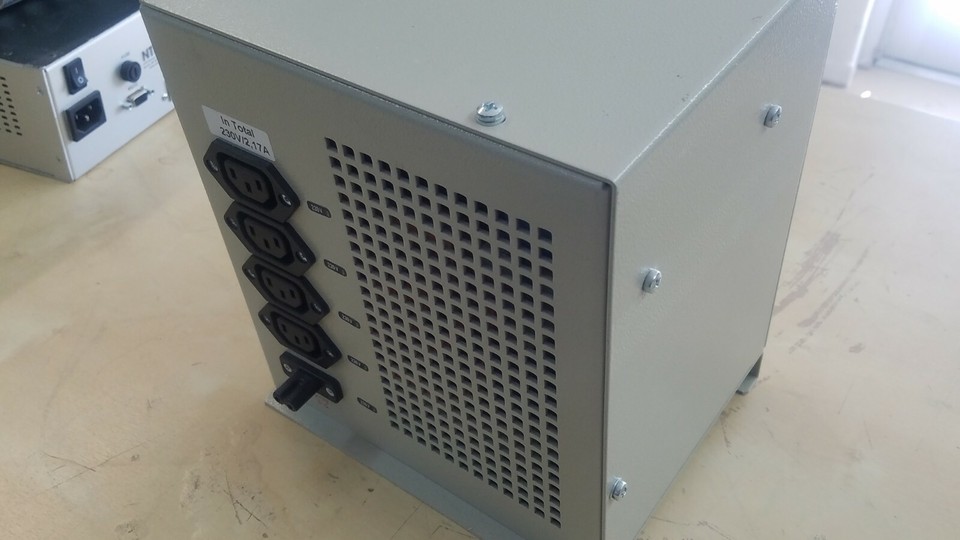 Block B 0309063, IP 20, VDE 0570 / EN 61558, VDE 0750 / EN 60601-1 ...