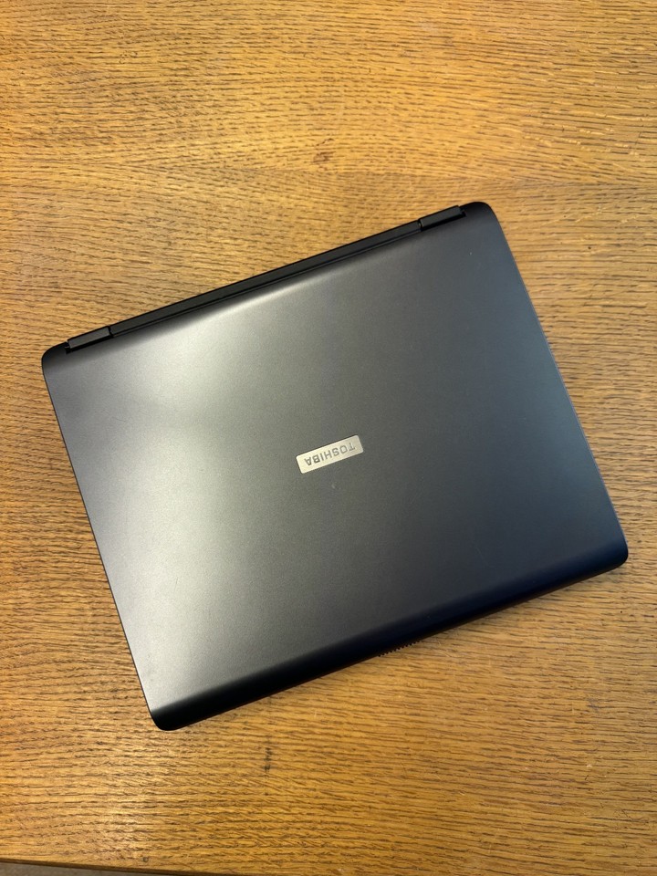 Immaculate Toshiba Satellite Pro L100 Vintage Windows XP laptop | eBay UK