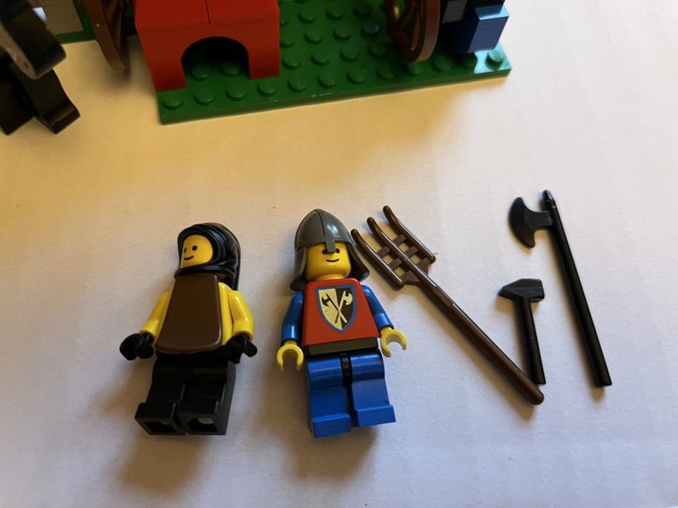 LEGO Castle Blacksmith Shop 6040 Vintage Building Kit original ...