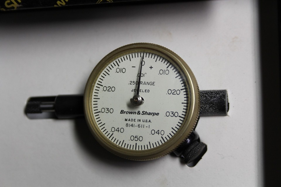 Brown & Sharpe 599-8141-611 Jeweled Dial Indicator .001 BAL 250 RANGE ...