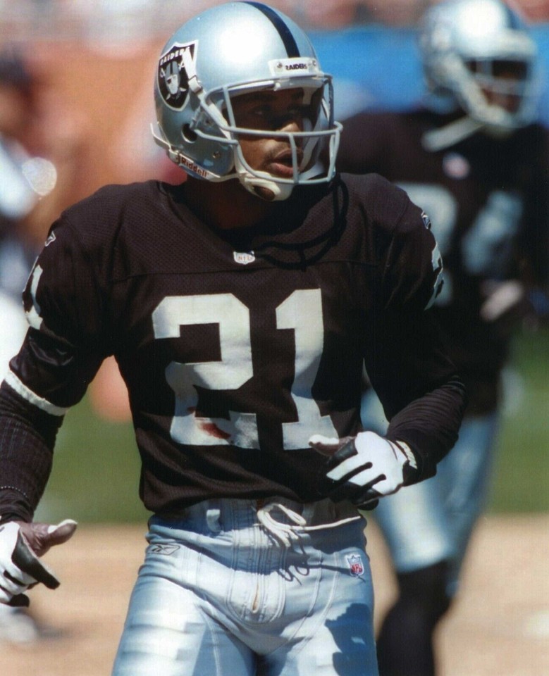 Eric Allen Signed Oakland Raiders Jersey (JSA COA) 6xPro Bowl ...