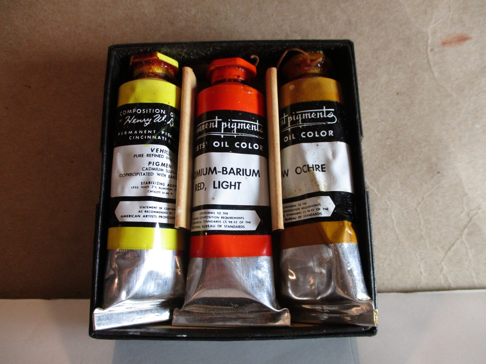 3 lot vintage Yellow, Red, Ochre oil paint tubes 1930's 40's? Permanent ...