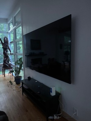 98” 4K Smart TV + LED Ambient Lighting + Wall Mount + Console ...