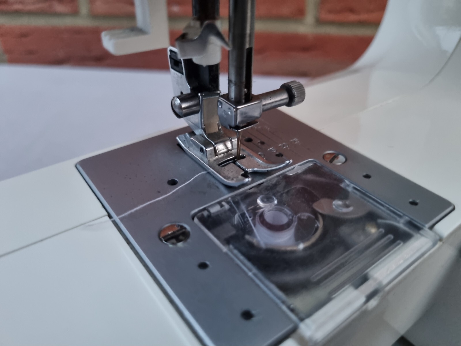 SINGER FEATHERWEIGHT II Model 117 SEWING MACHINE. Singer 117 ...