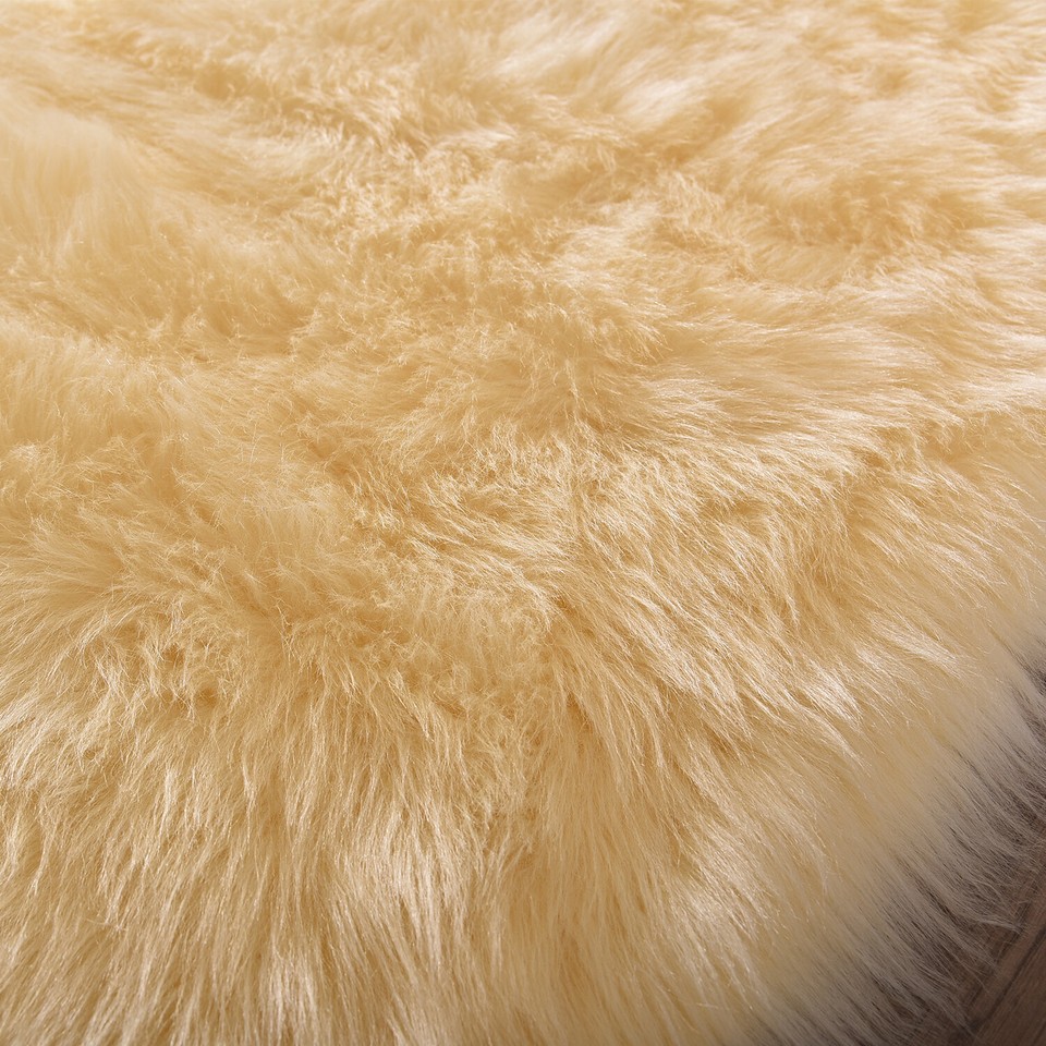 Faux Fur Sheepskin Area Rug Non-Skid Furry Carpet for Living Room in ...