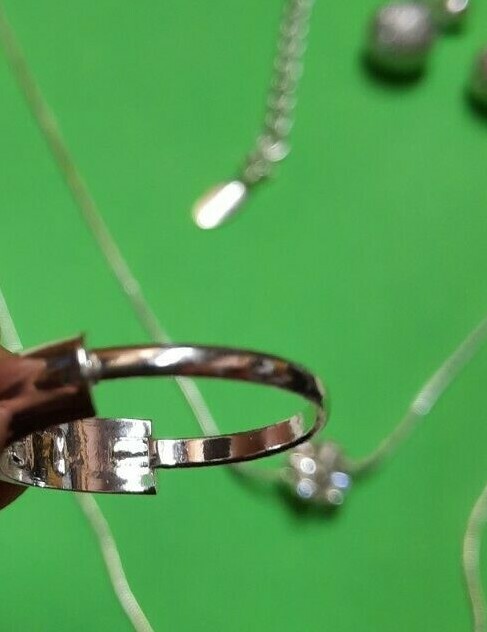 Schmuckset - Ohrstecker - Kette - Ring - Yves Rocher - LBVYR | eBay