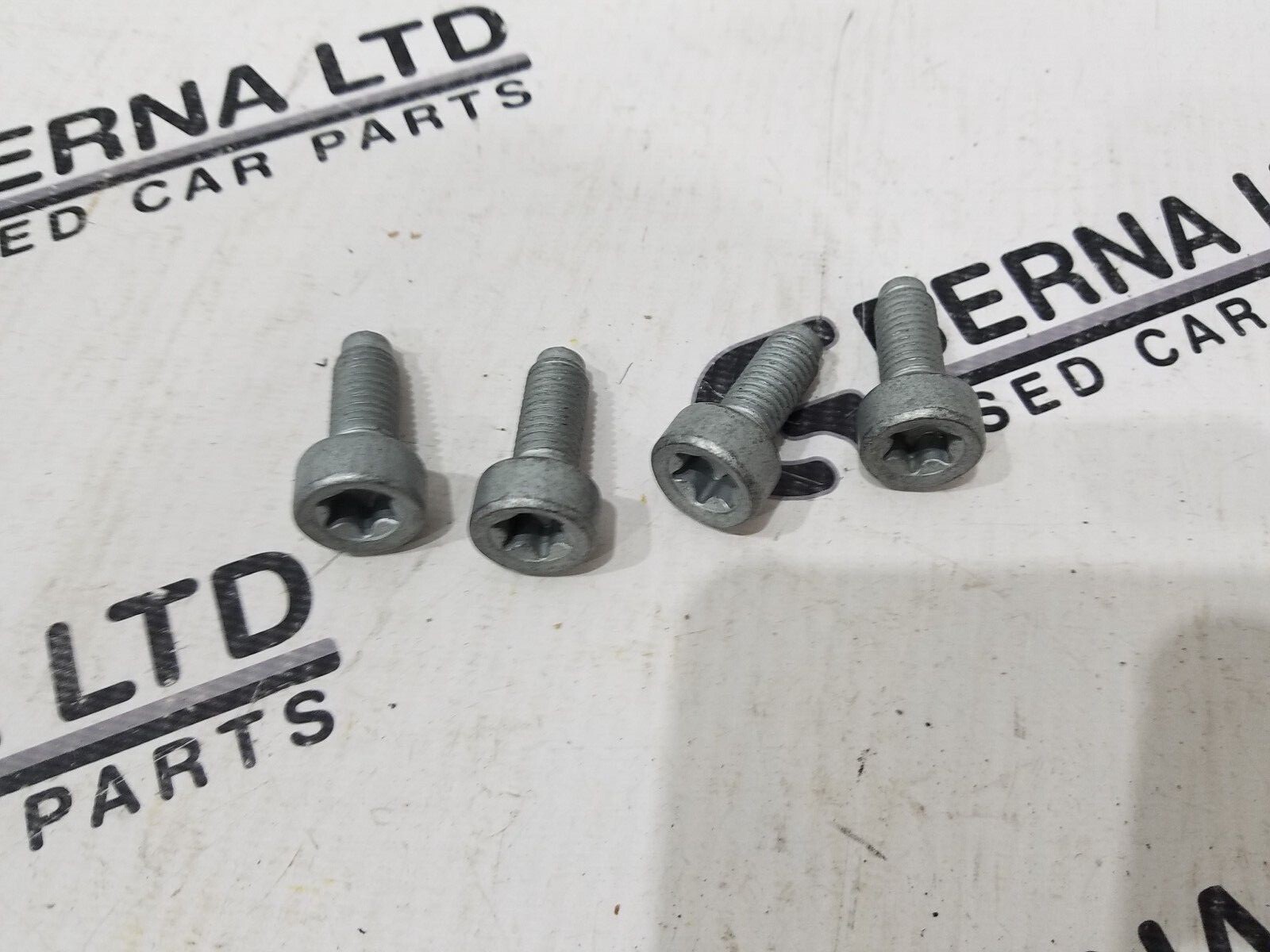 4x GENUINE BMW 1 2 3 4 SERIES F20 F30 F32 DOOR HINGE TORX STAR BOLT ...