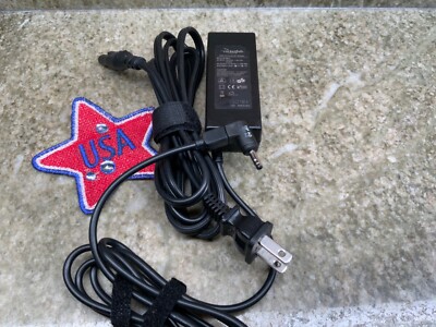 Rocketfish RF-NBAC Universal AC Netbook Laptop Charger Power Adapter ...