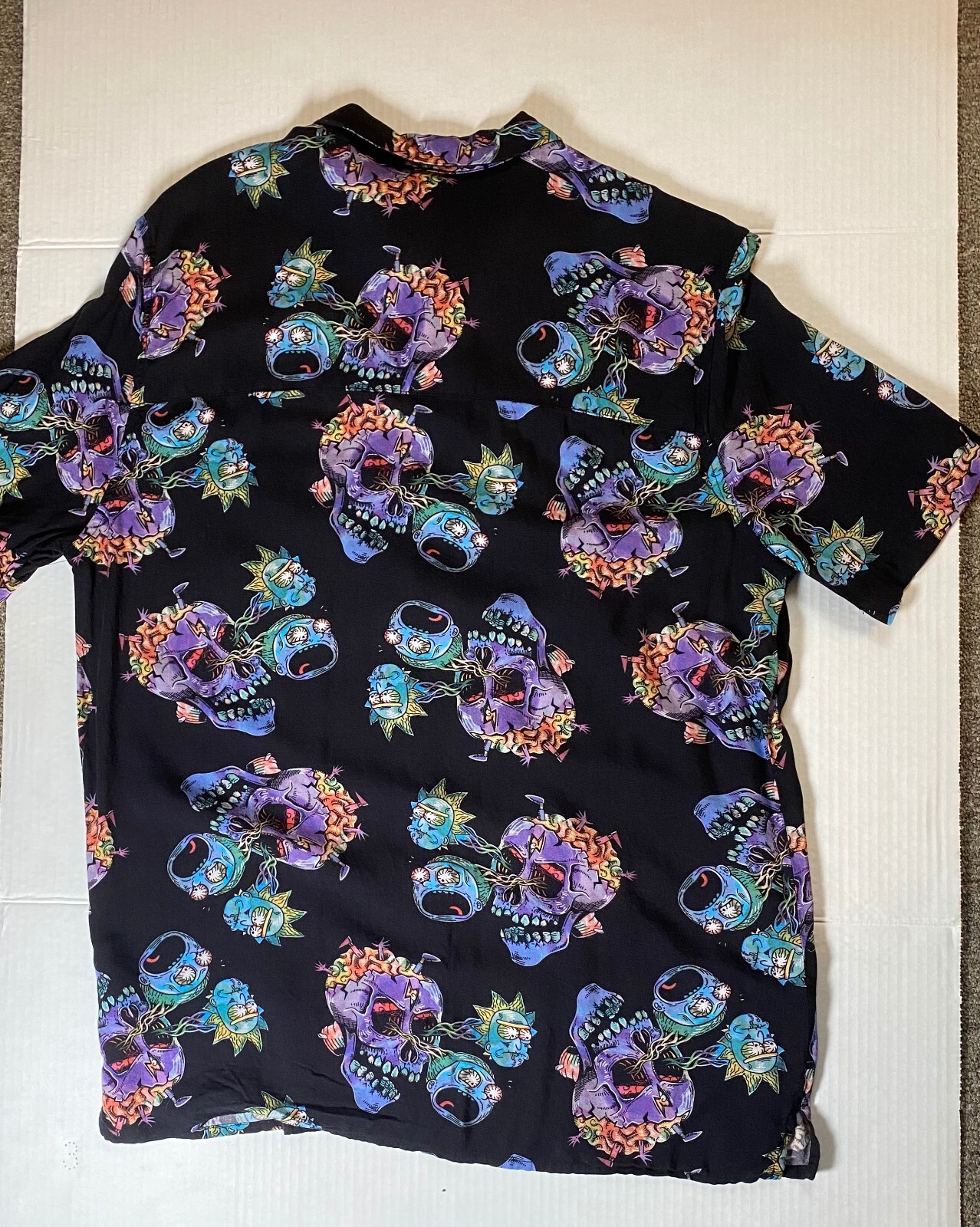 Rick and Morty Mens Medium Collared shirt | eBay
