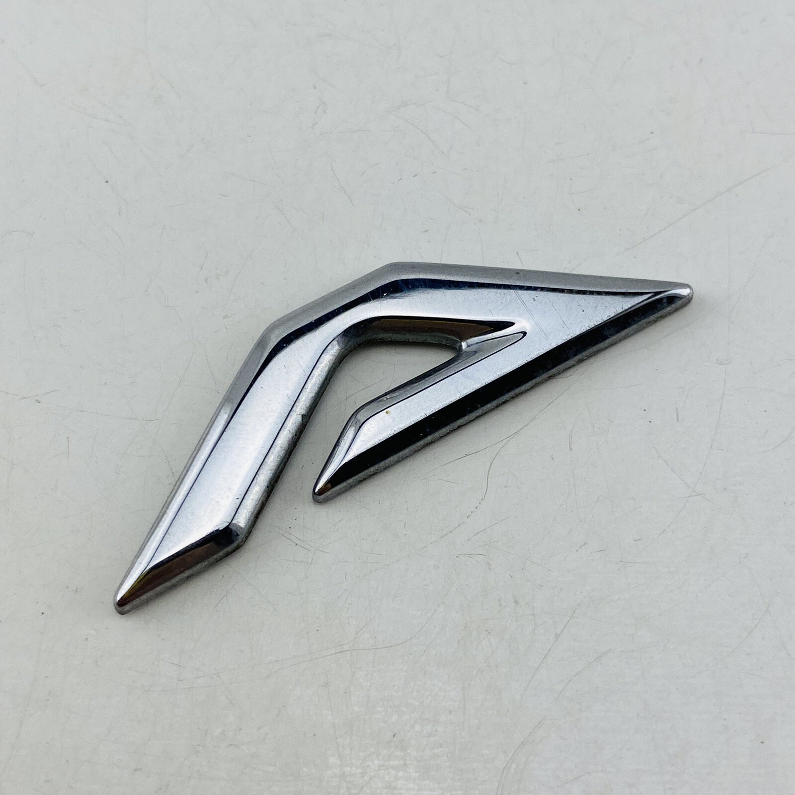2002 2003 Mitsubishi Galant Emblem Letter Logo Badge Trunk Rear Chrome ...