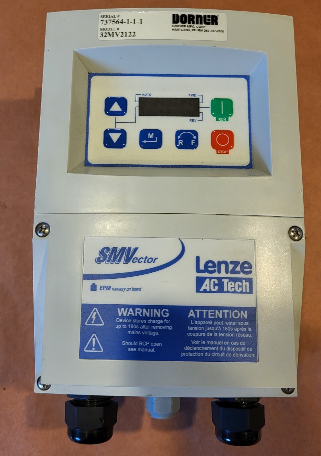1/2HP LENZE SMVECTOR NEMA4X VFD 115/240VAC 1PH INPUT ESV371N01SXC 1/2HP ...