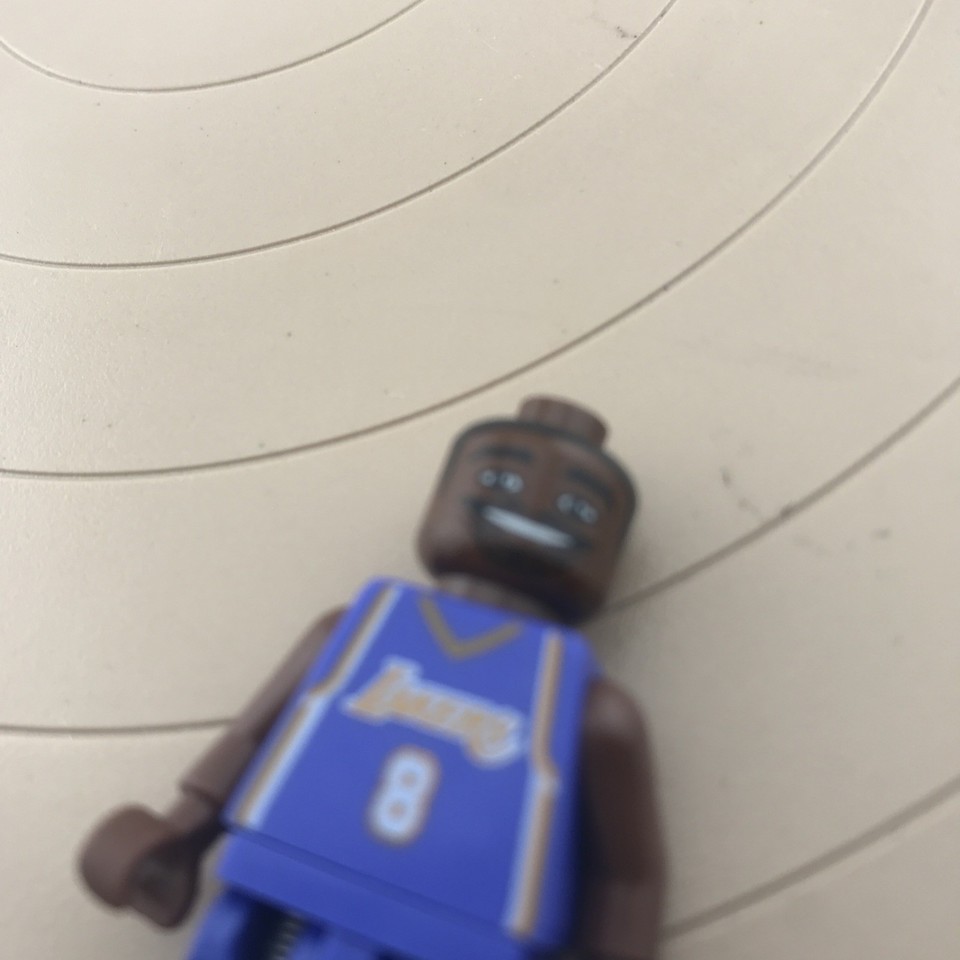 LEGO Minifigure set 3433 - Kobe Bryant Lakers - Purple Away #8 - nba035 ...