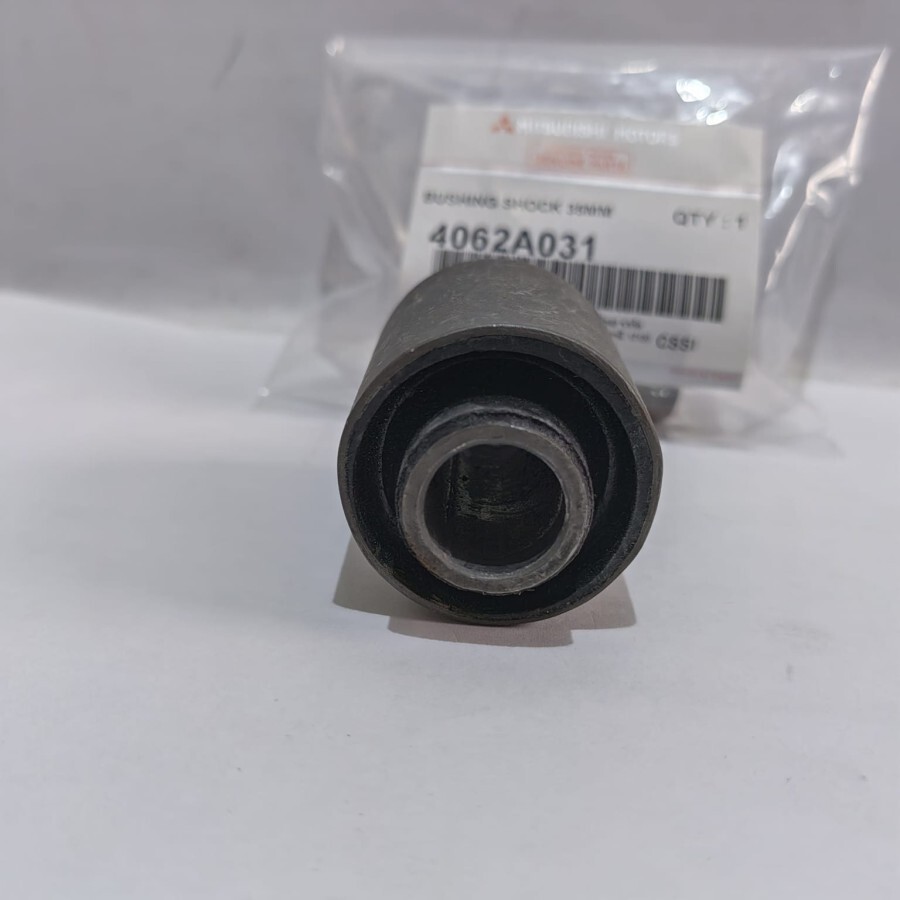 Front Bushing Shock For Mitsubishi Triton Genuine 4062A031 | eBay