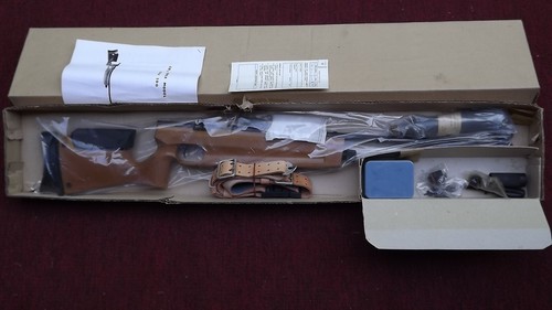 Tau Brno 200 "Junior" 177 air match rifle with 2 end caps for 12g CO2 ...