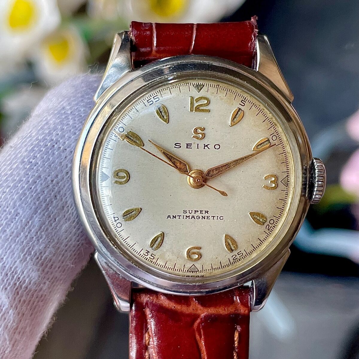 1950s Seiko Super S Mark Antimagnetic Manual Winding Men's 1950s Seiko Super S Mark Antimagnetic Manual Winding Men's