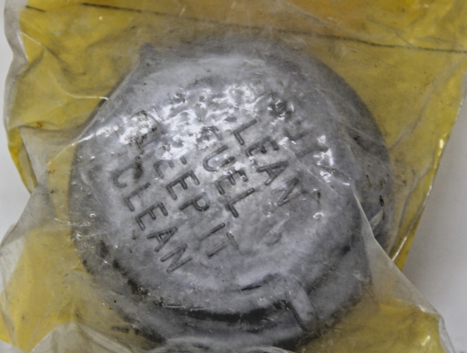 4B5441 Fuel Cap for Several Fits Caterpillar Fits CAT Models NOS OEM ...