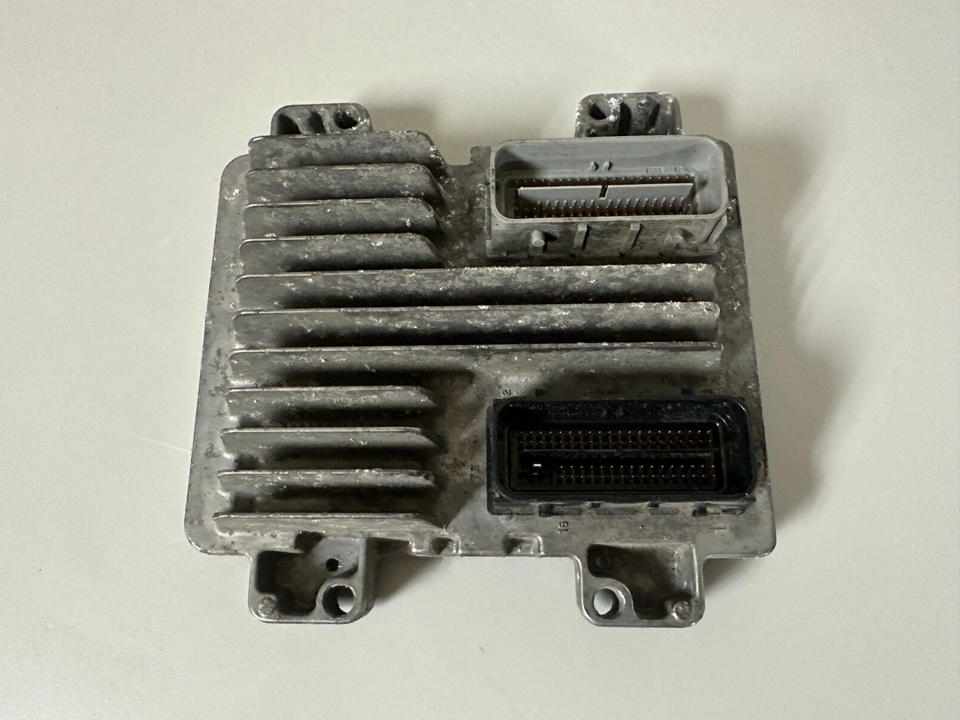 2008 2009 Silverado Yukon Sierra Engine Computer ECU ECM PCM 12617630 ...