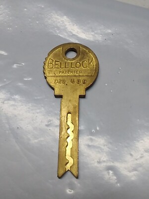 Bell Lock Key Antique Slot Machine Jukebox Penny Arcade # D2B689 D2B ...